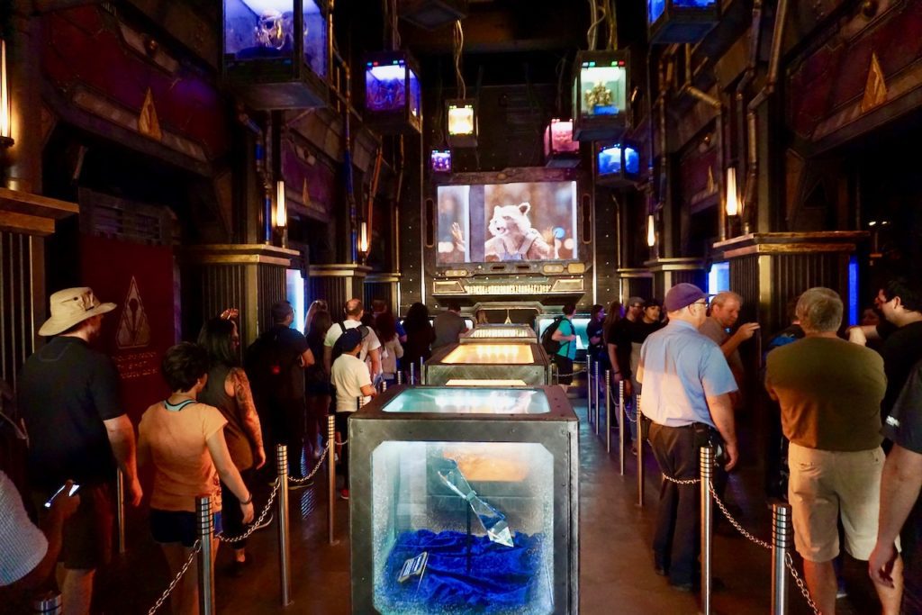 7 Great Disney Queues – Disney Insights