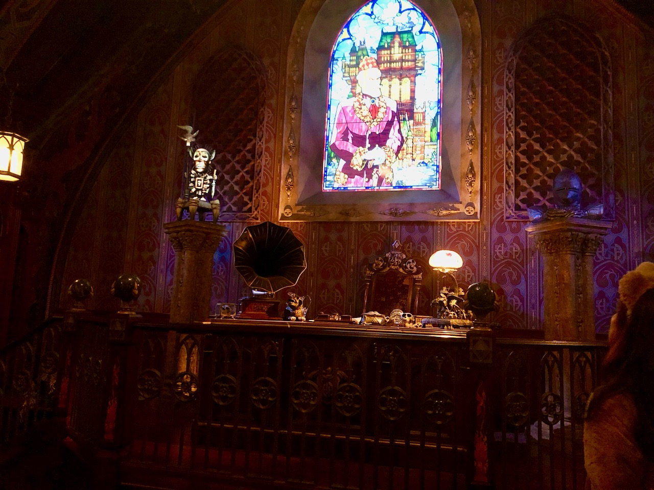 7 Great Disney Queues – Disney Insights