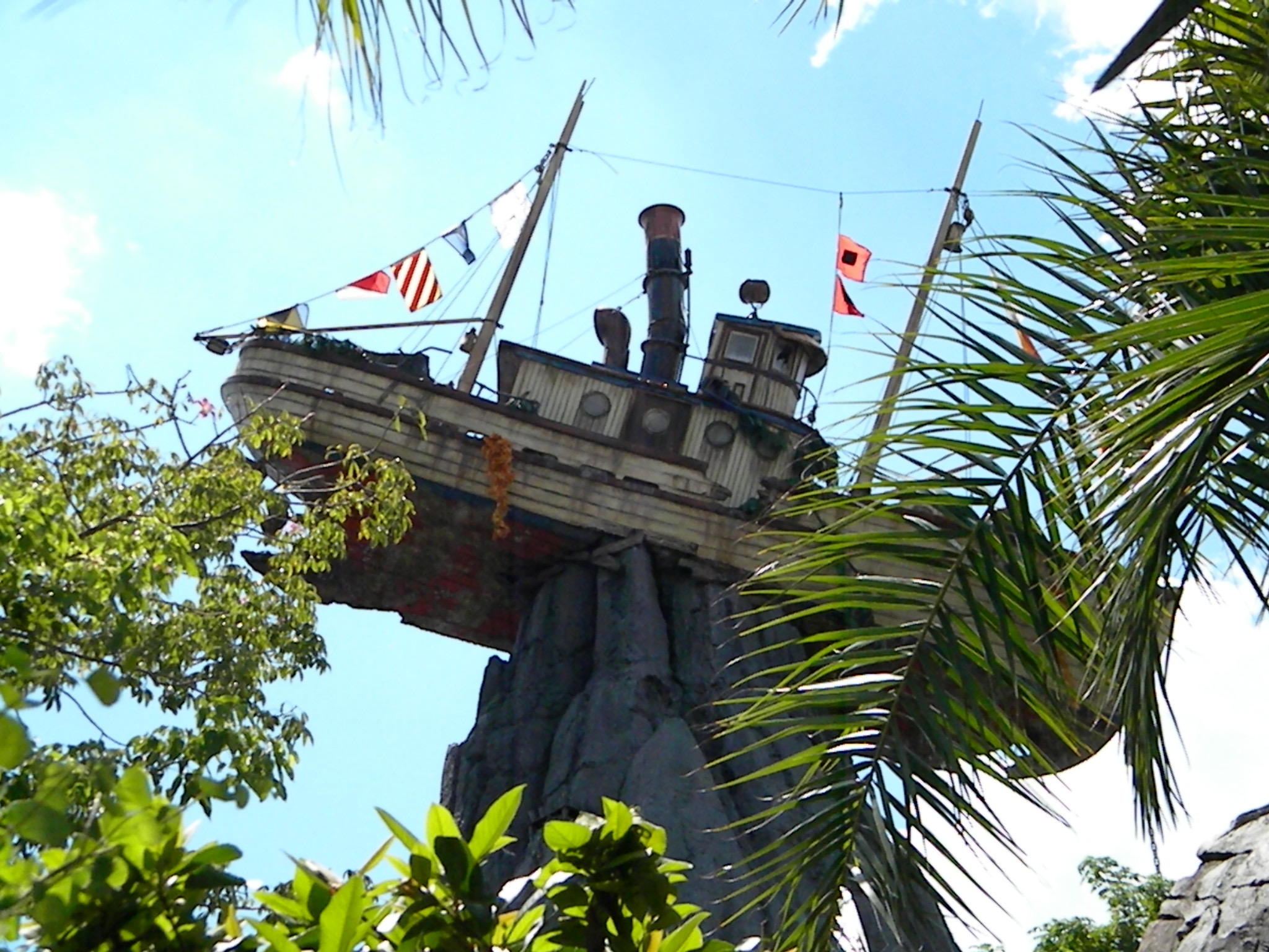 Humunga Kowabunga! Typhoon Lagoon at 35: The History, The Tips, & The ...